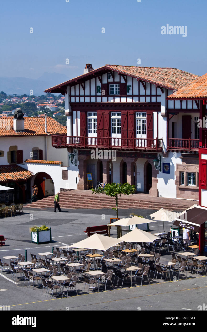 Bidart city hall, "mairie Stock Photo - Alamy
