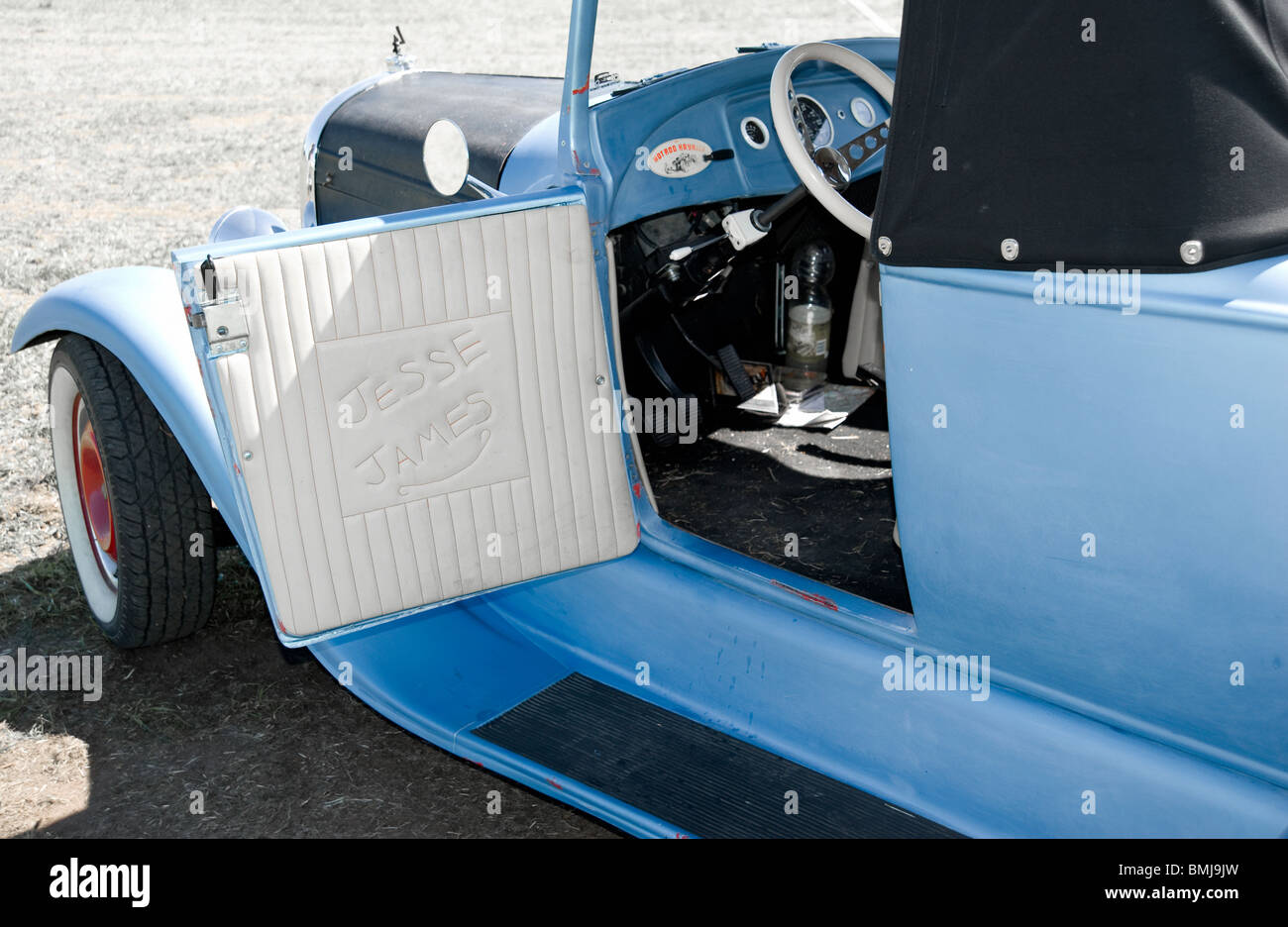 "Kustom Kulture 2010": Hot Rods, Kustoms, Cruisers & Art at the ...