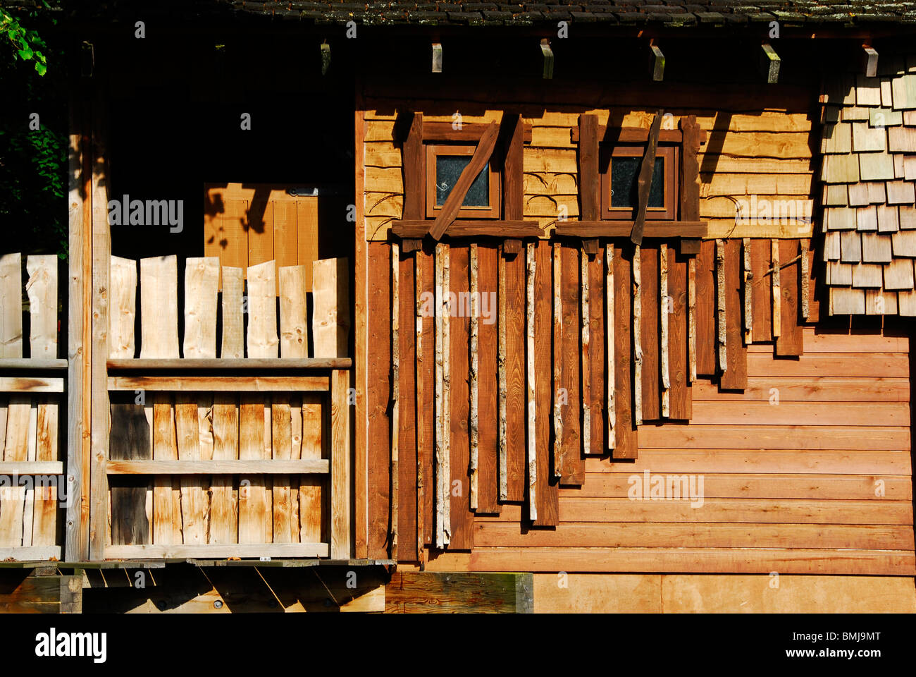 variety of timber cladding siding construction Stock Photo - Alamy