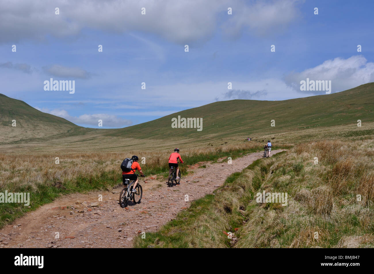 Mountain Biking on the Taff Trail in the Brecon Beacons South Wales ...