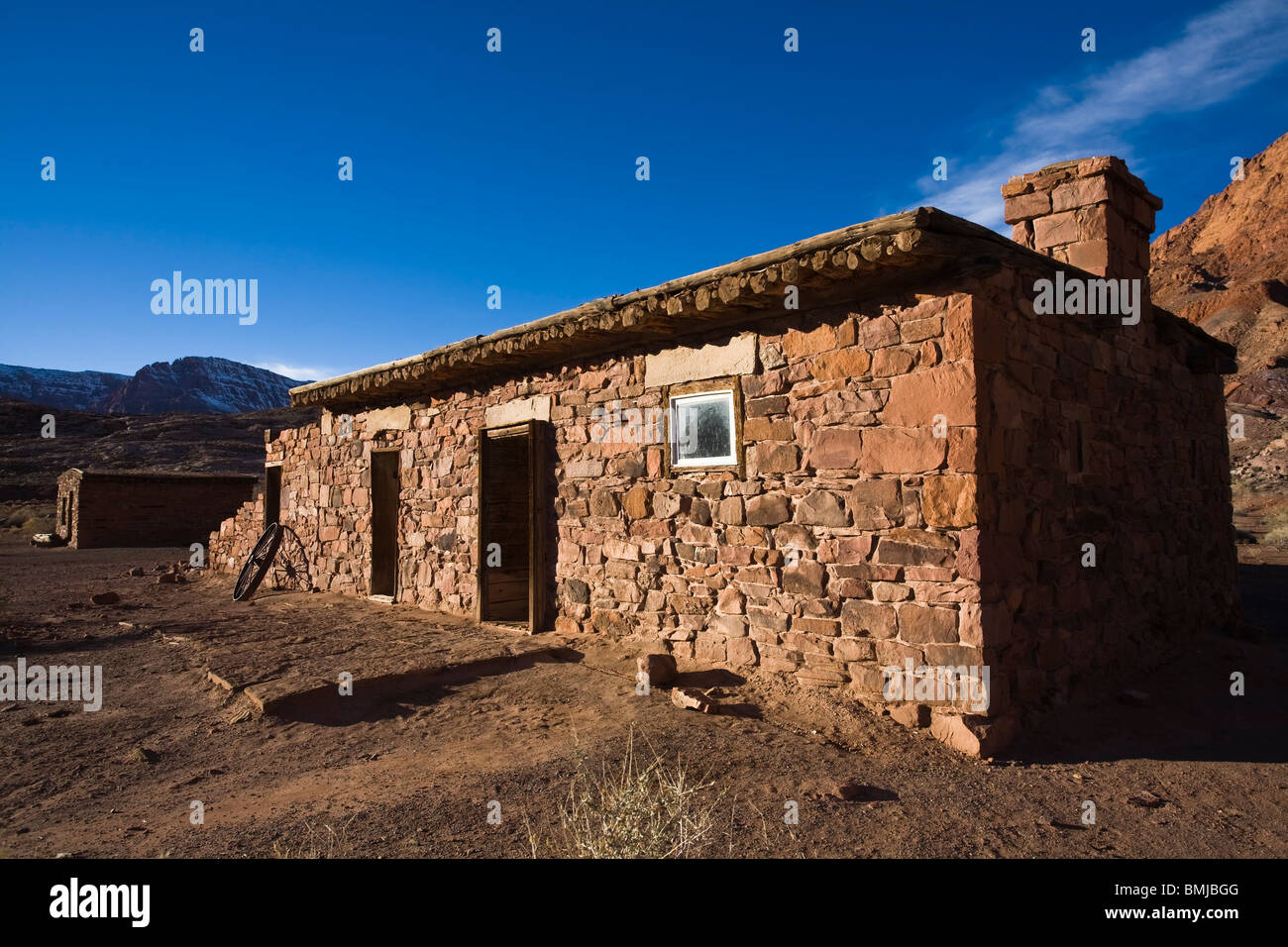 Pioneer house hi-res stock photography and images - Alamy