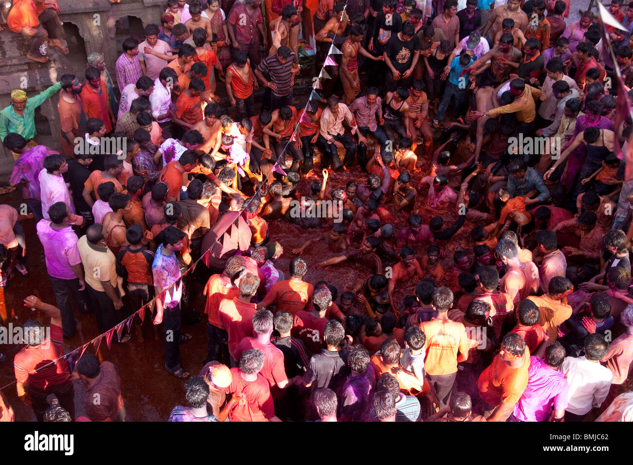 Rang Panchami, celebration of Holi with throwing of colors in Nasik ...