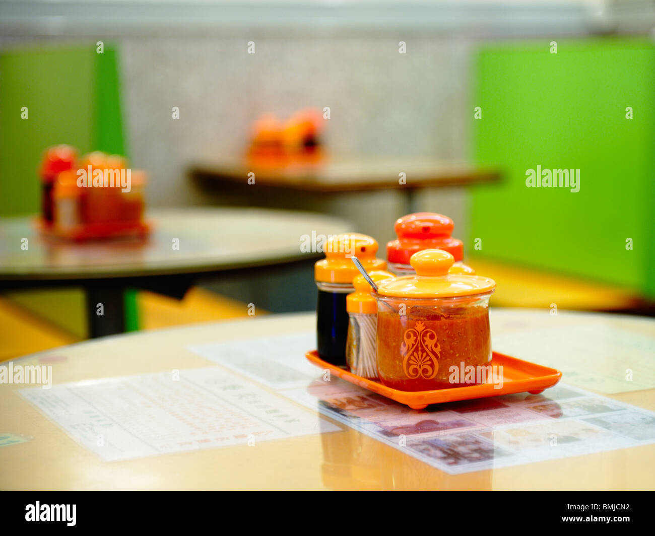 Hong kong tea set hi-res stock photography and images - Alamy