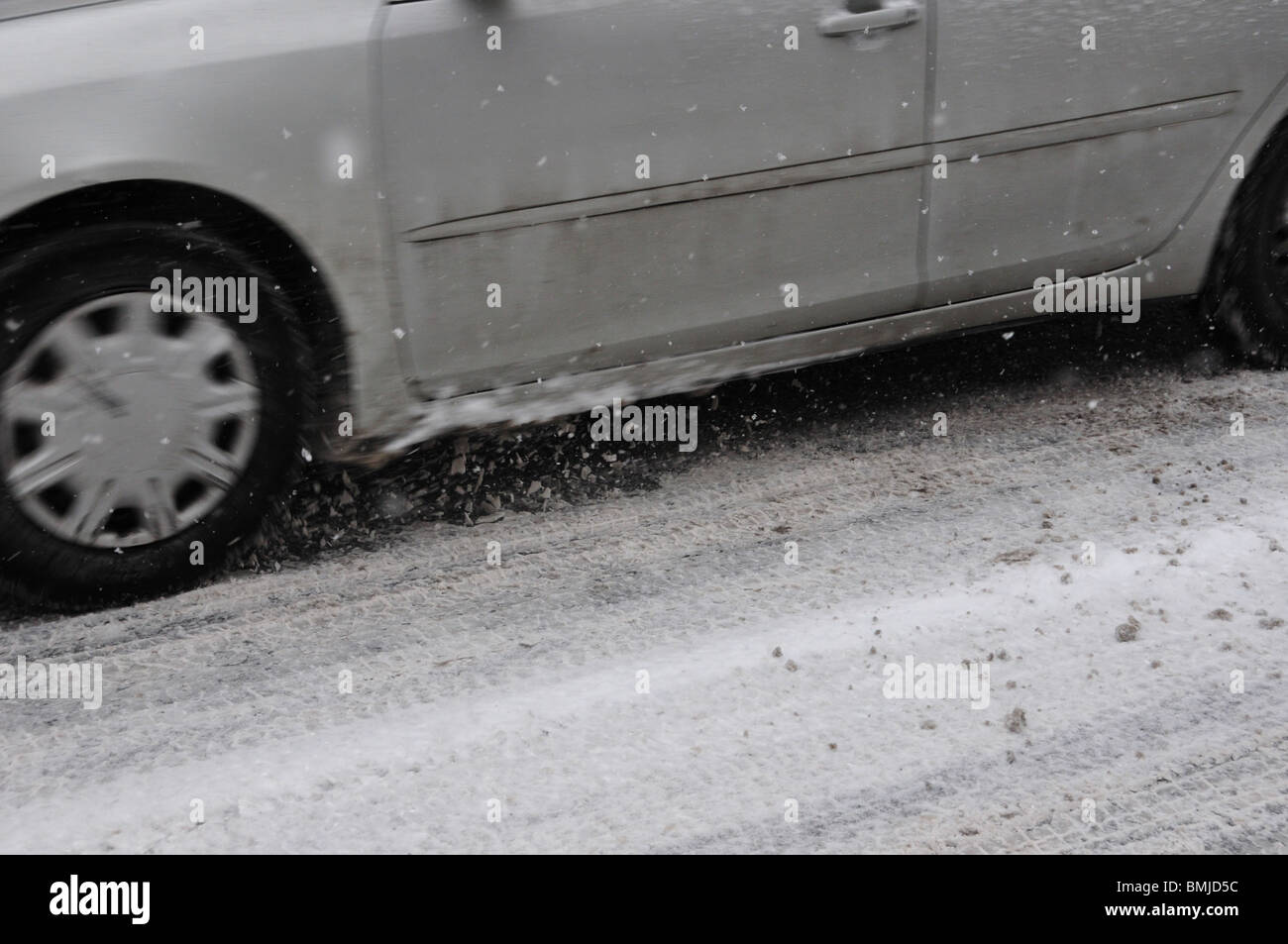 Road tires hi-res stock photography and images - Alamy