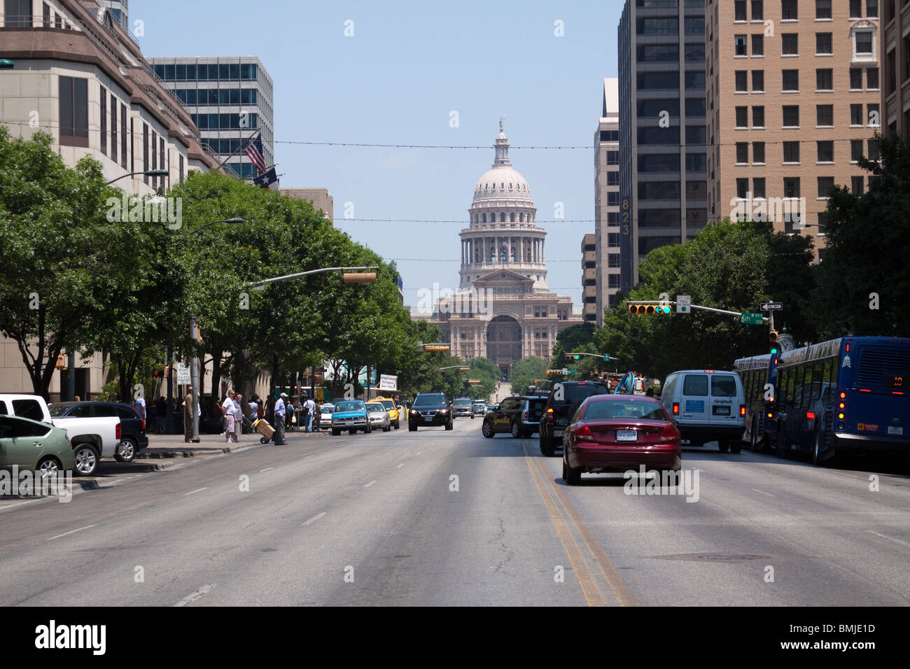 Congress Avenue in downtown Austin leading to Texas state capitol ...