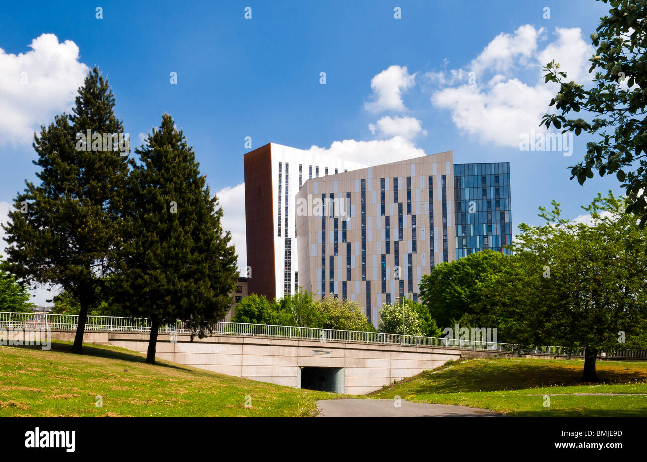 The Parkway Gate student accomodation buildings designed by Ian Simpson ...