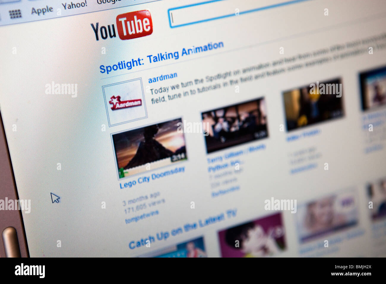 Close up of a computer monitor / screen showing the Youtube website ...