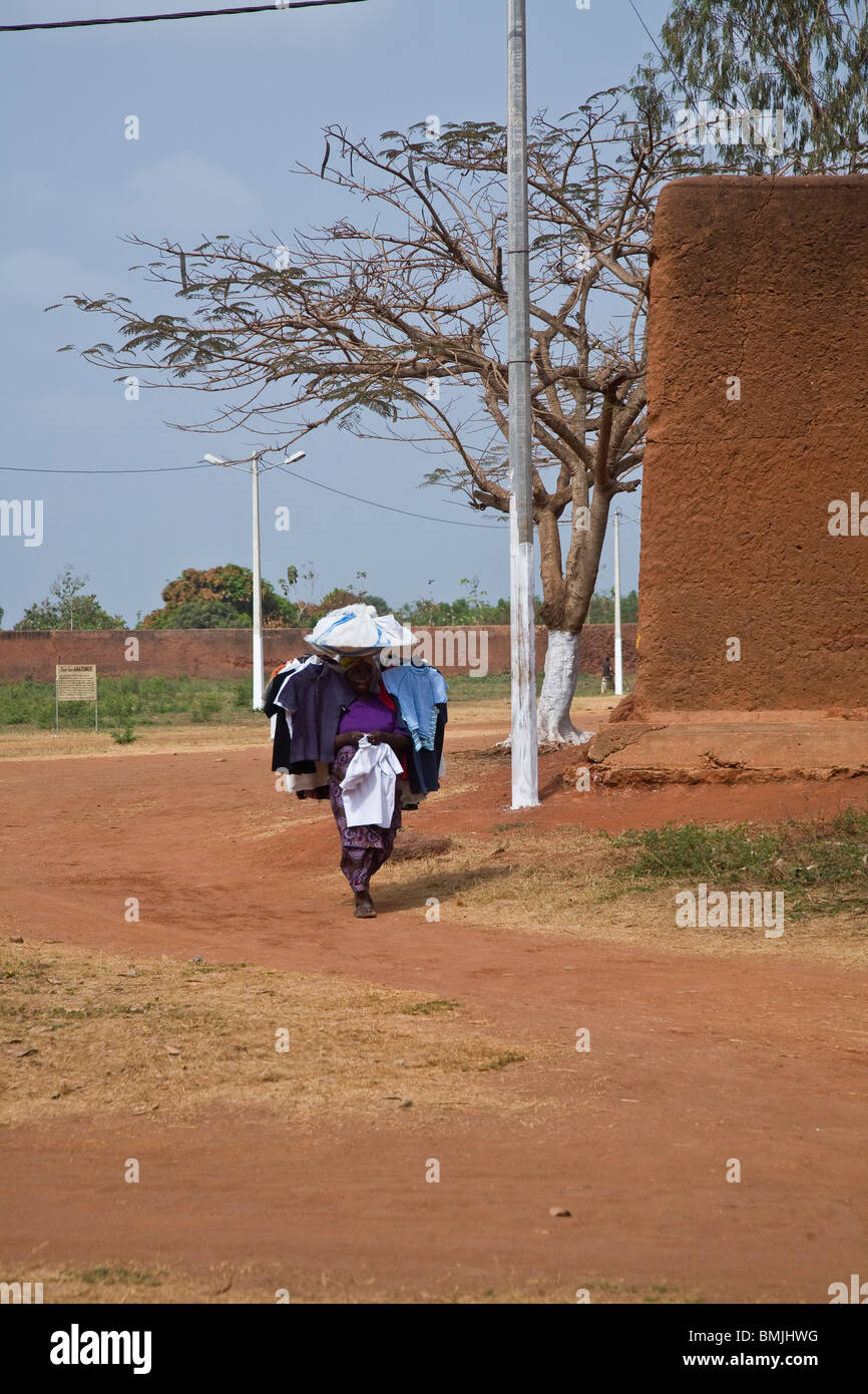 King glele hi-res stock photography and images - Alamy