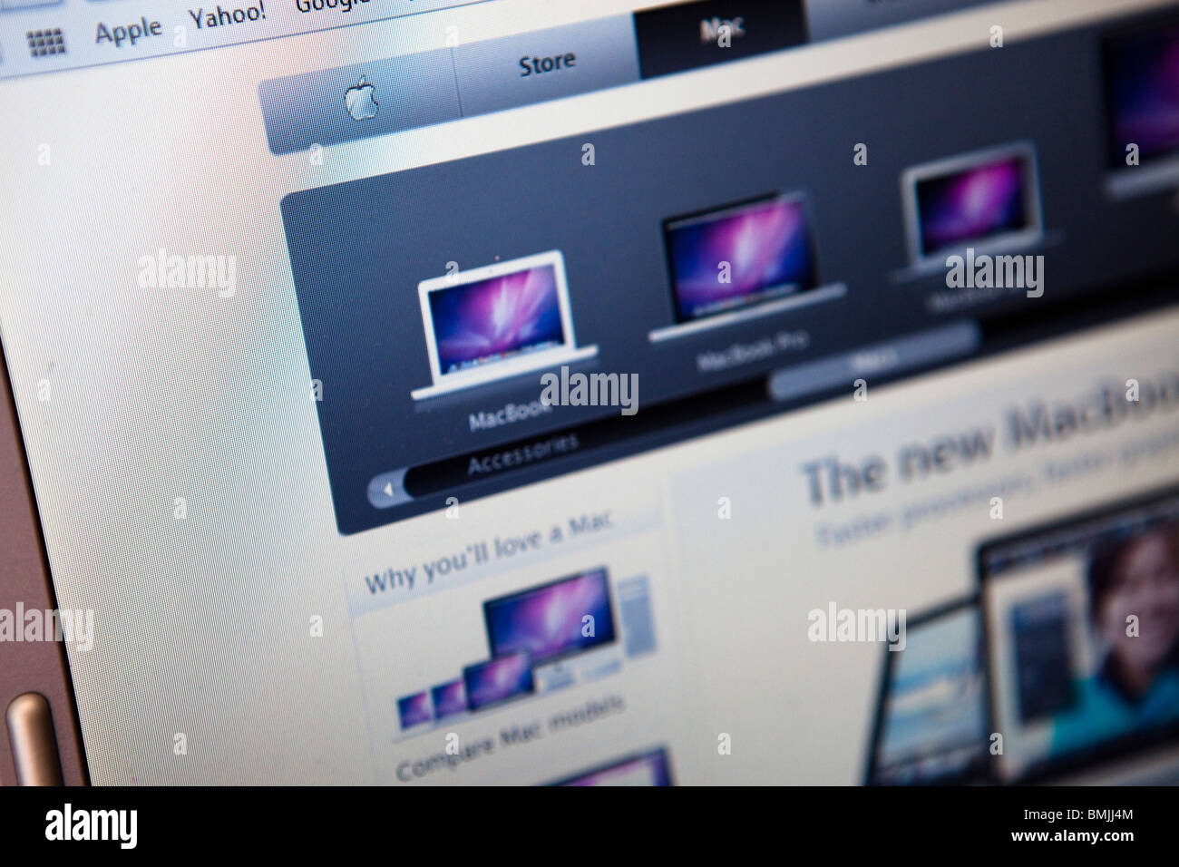 Close up of a computer monitor / screen showing the Apple website Stock ...