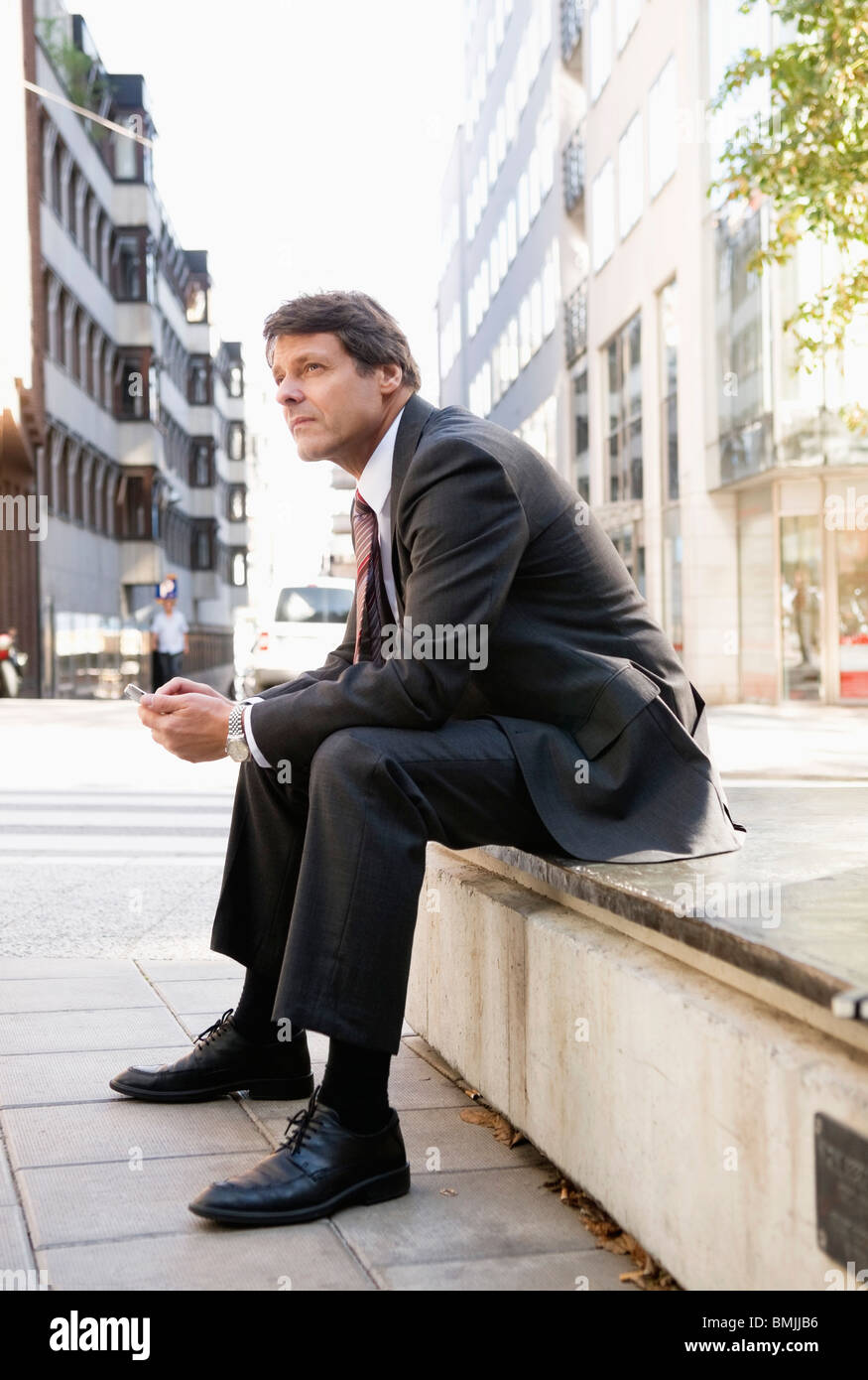 Business colleagues high rise building hi-res stock photography and images - Alamy