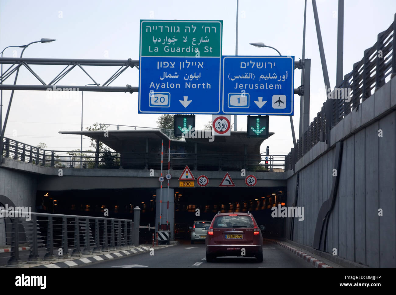 Highway tunnel traffic in Tel Aviv - heading towards Jerusalem Stock ...