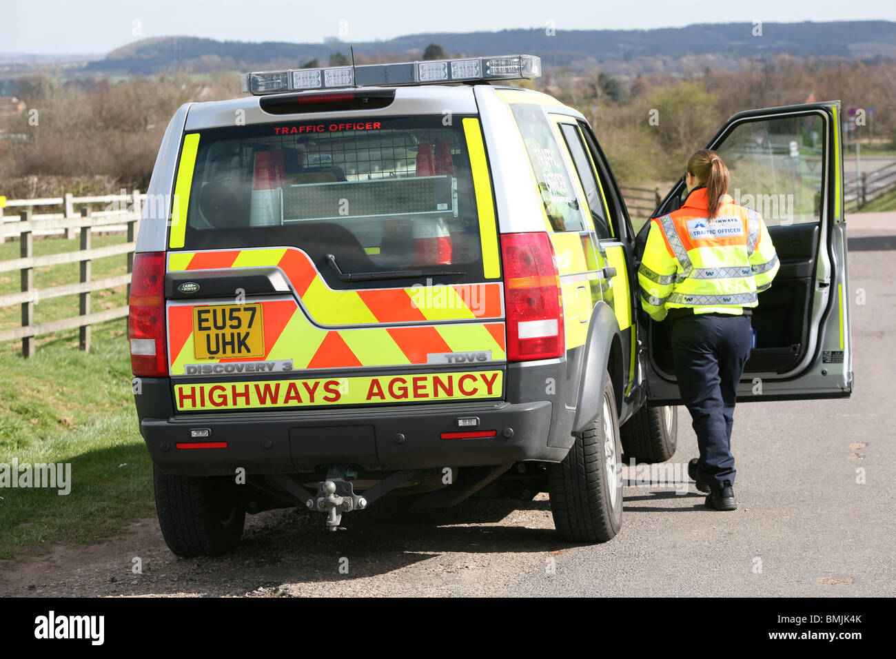 highways agency vehicle on patrol at east midlands airport Stock Photo ...
