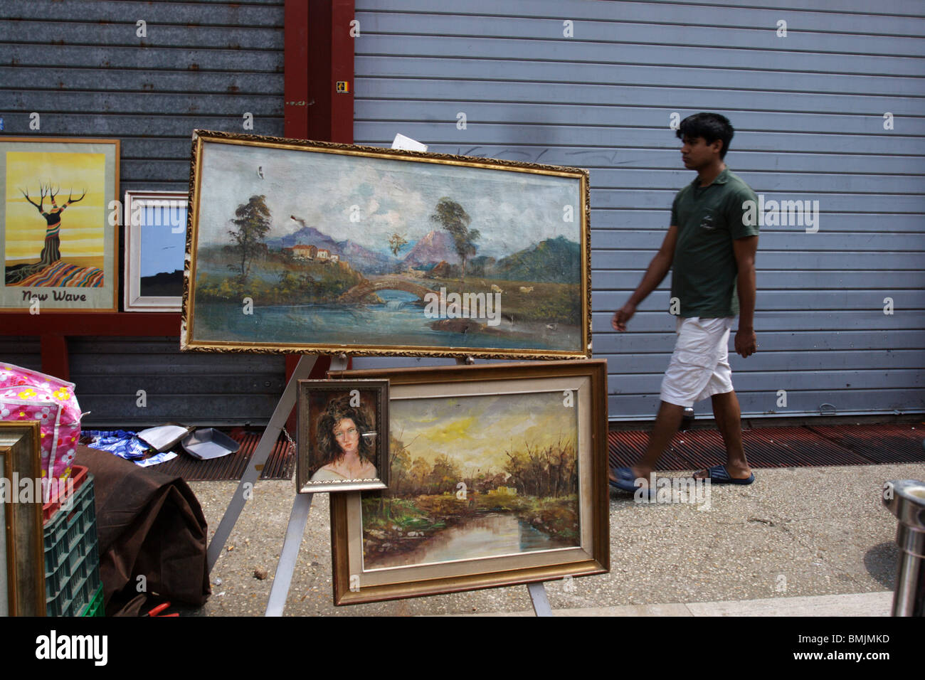 Old paintings on sale Porta Portese Market in Trastevere Rome Lazio ...