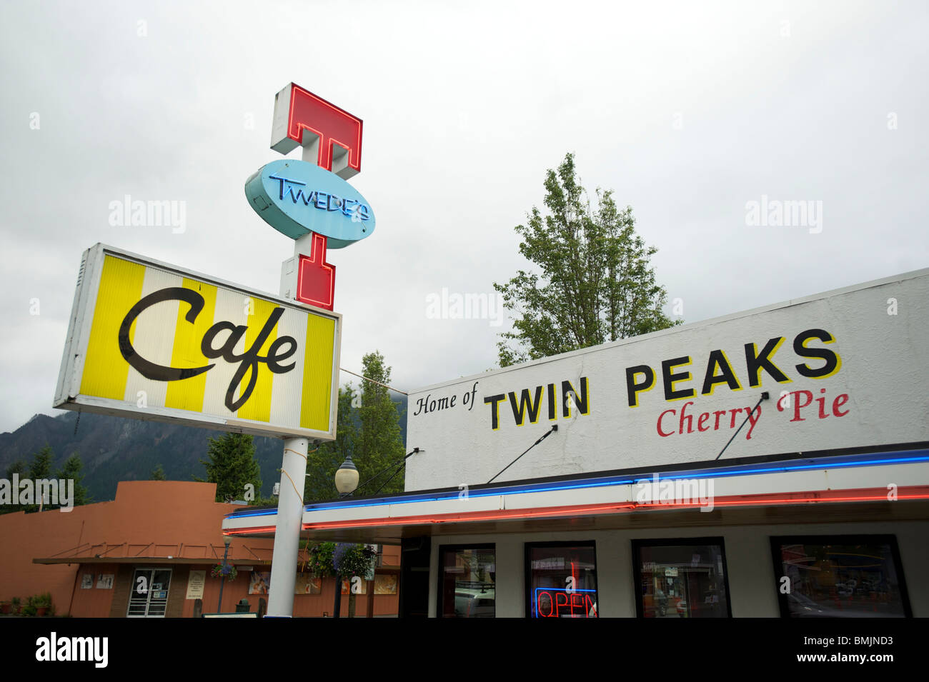 Twedes cafe hi-res stock photography and images - Alamy