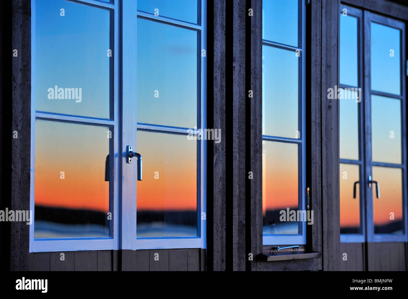 No one built windows hi-res stock photography and images - Alamy
