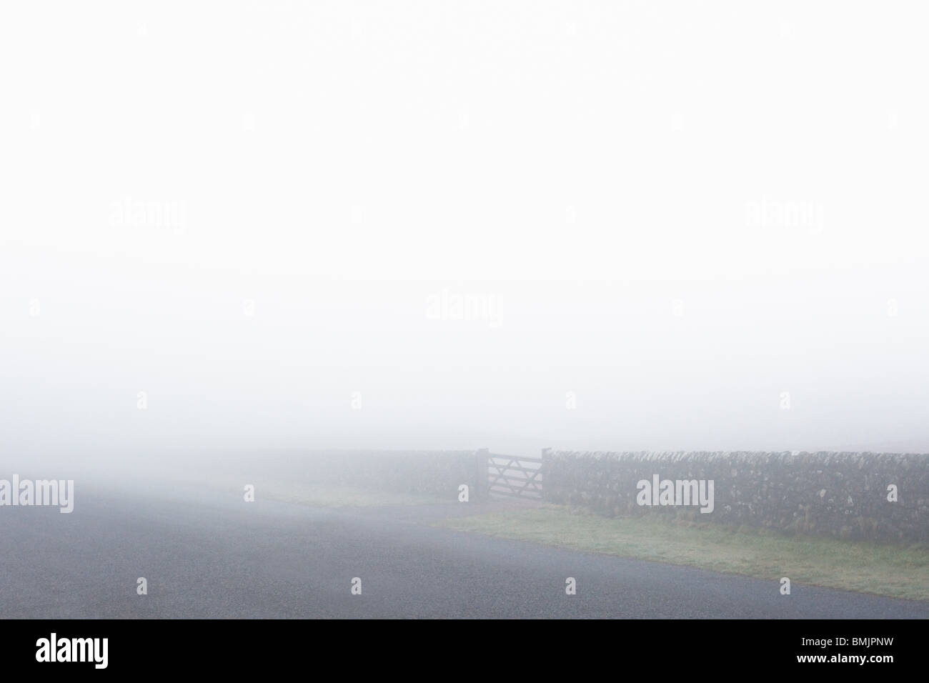 Fog wall hi-res stock photography and images - Alamy