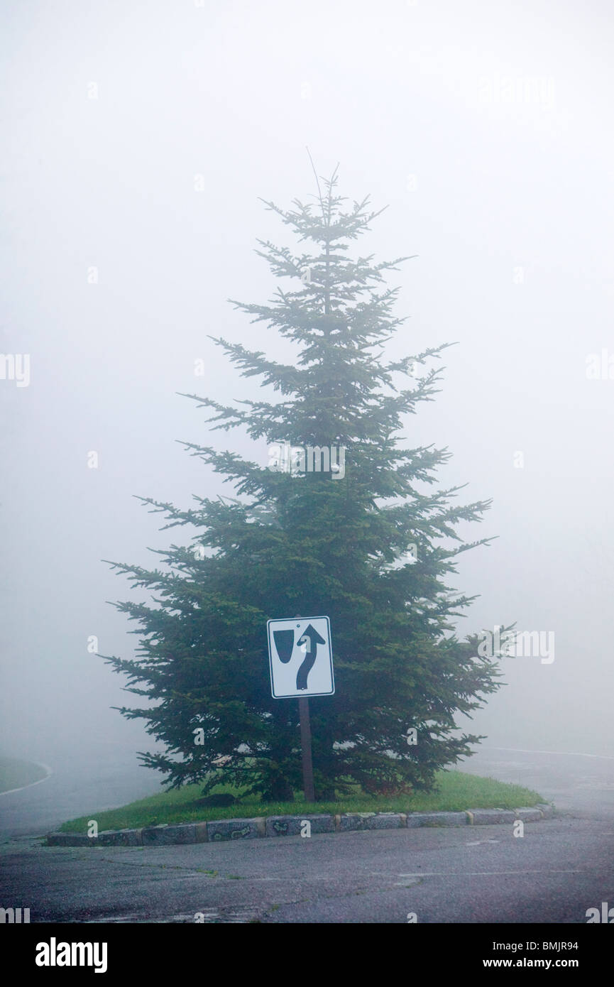 Direction sign board roundabout hi-res stock photography and images - Alamy