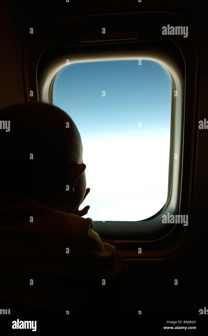 People looking at a plane hi-res stock photography and images - Alamy