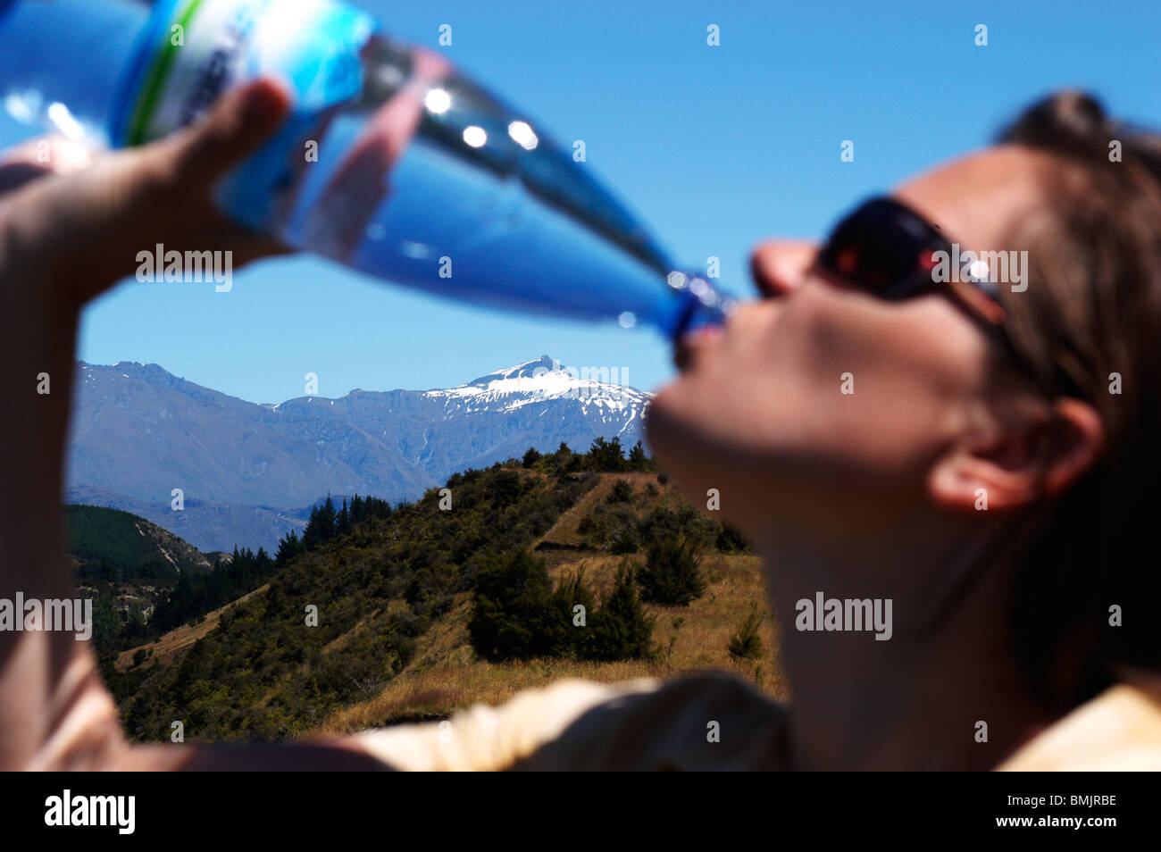 Woamn drinking water hi-res stock photography and images - Alamy