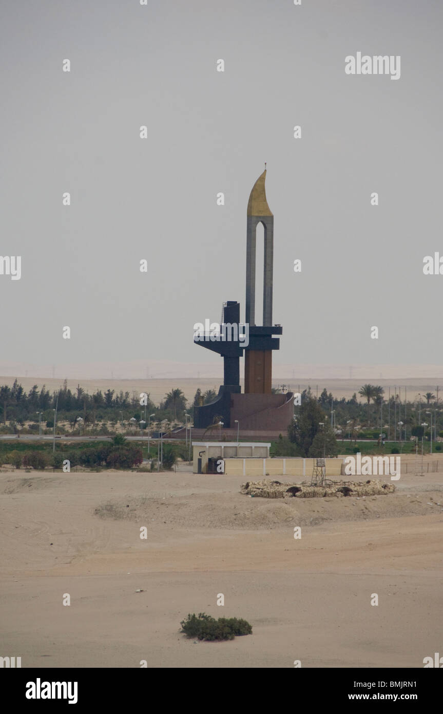 Suez canal monument 1973 hi-res stock photography and images - Alamy