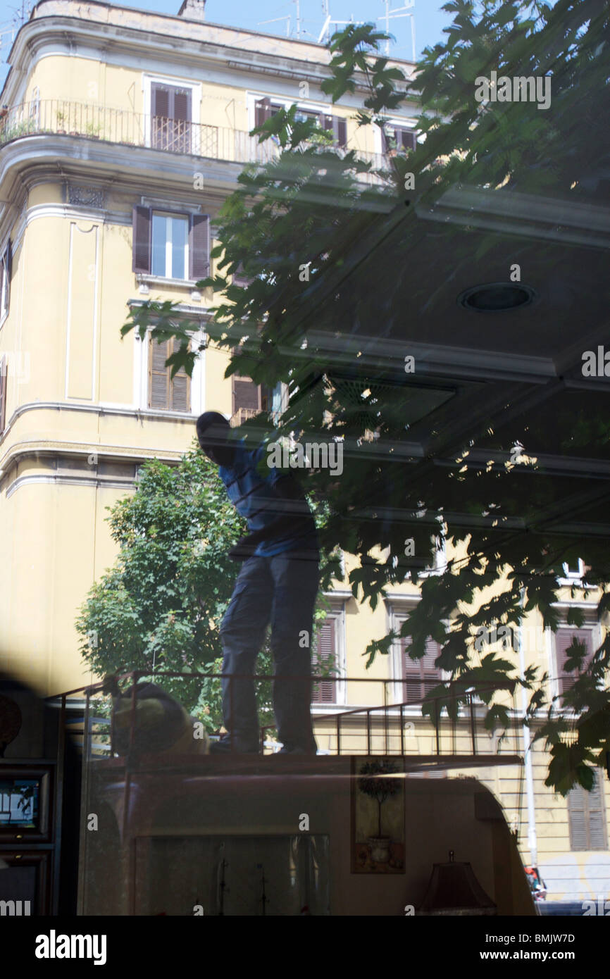 worker Porta Portese Market in Trastevere Rome Italy Stock Photo - Alamy