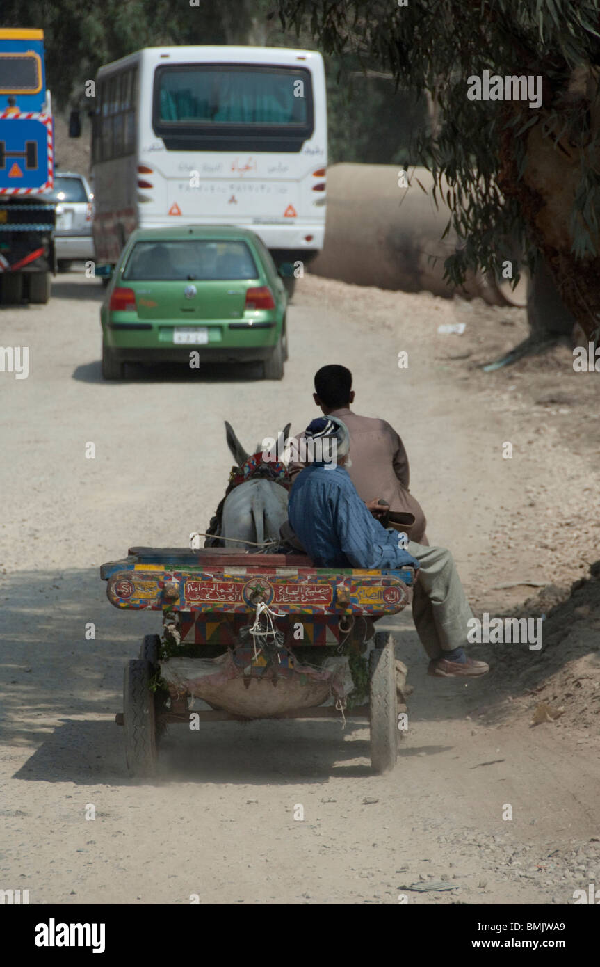 Cairo street scene traditional hi-res stock photography and images - Alamy