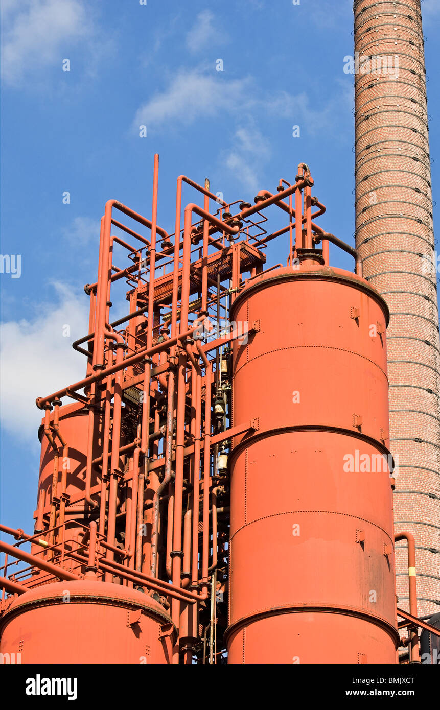 Chemical plant of the coking plant Zollverein Stock Photo - Alamy