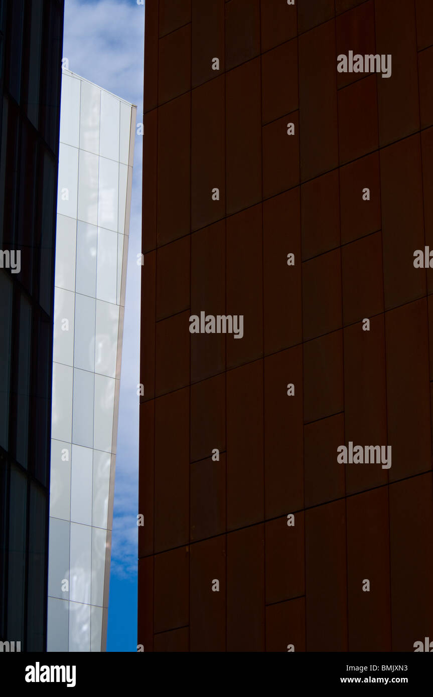 The Parkway Gate student accomodation buildings designed by Ian Simpson ...