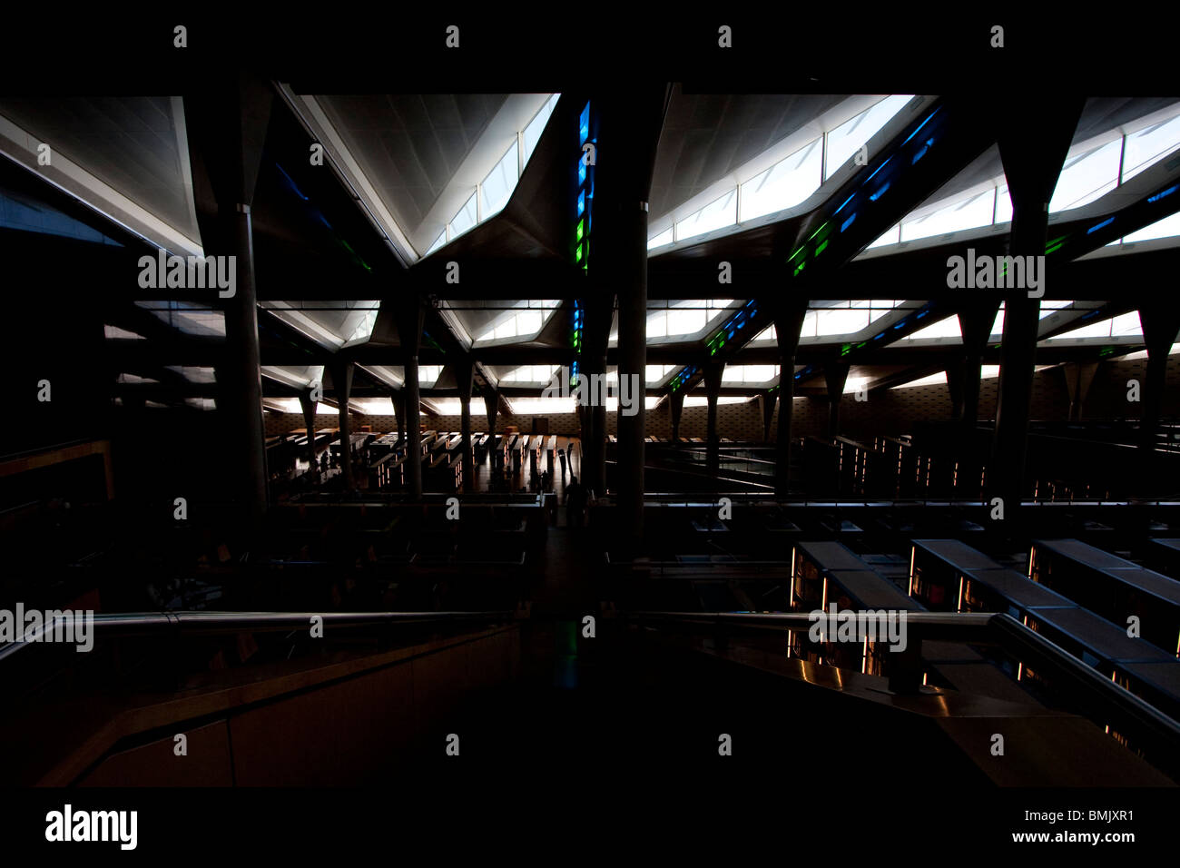 Interior view of reading room in the Bibliotheca Alexandrina the modern ...