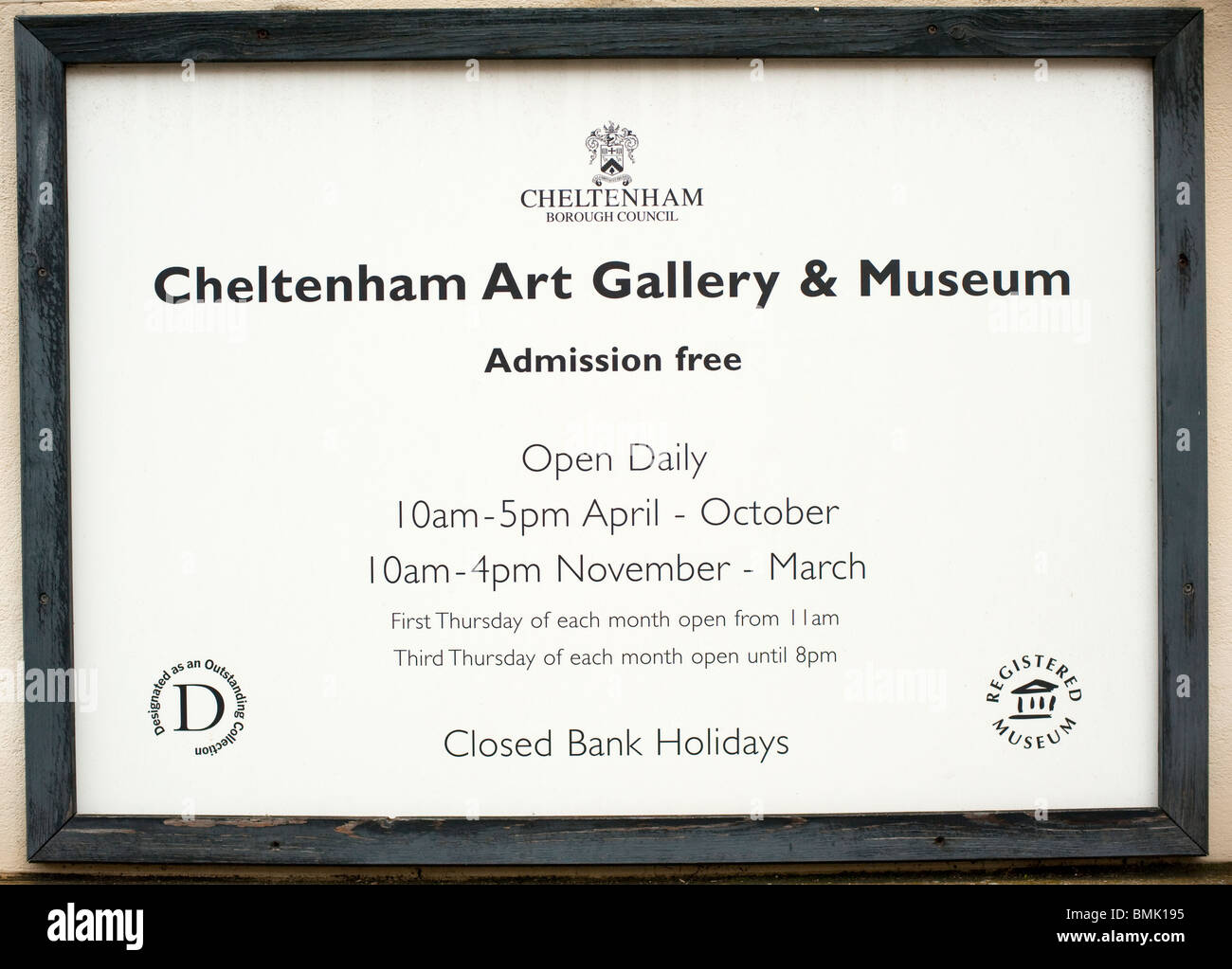 Cheltenham gallery hi-res stock photography and images - Alamy