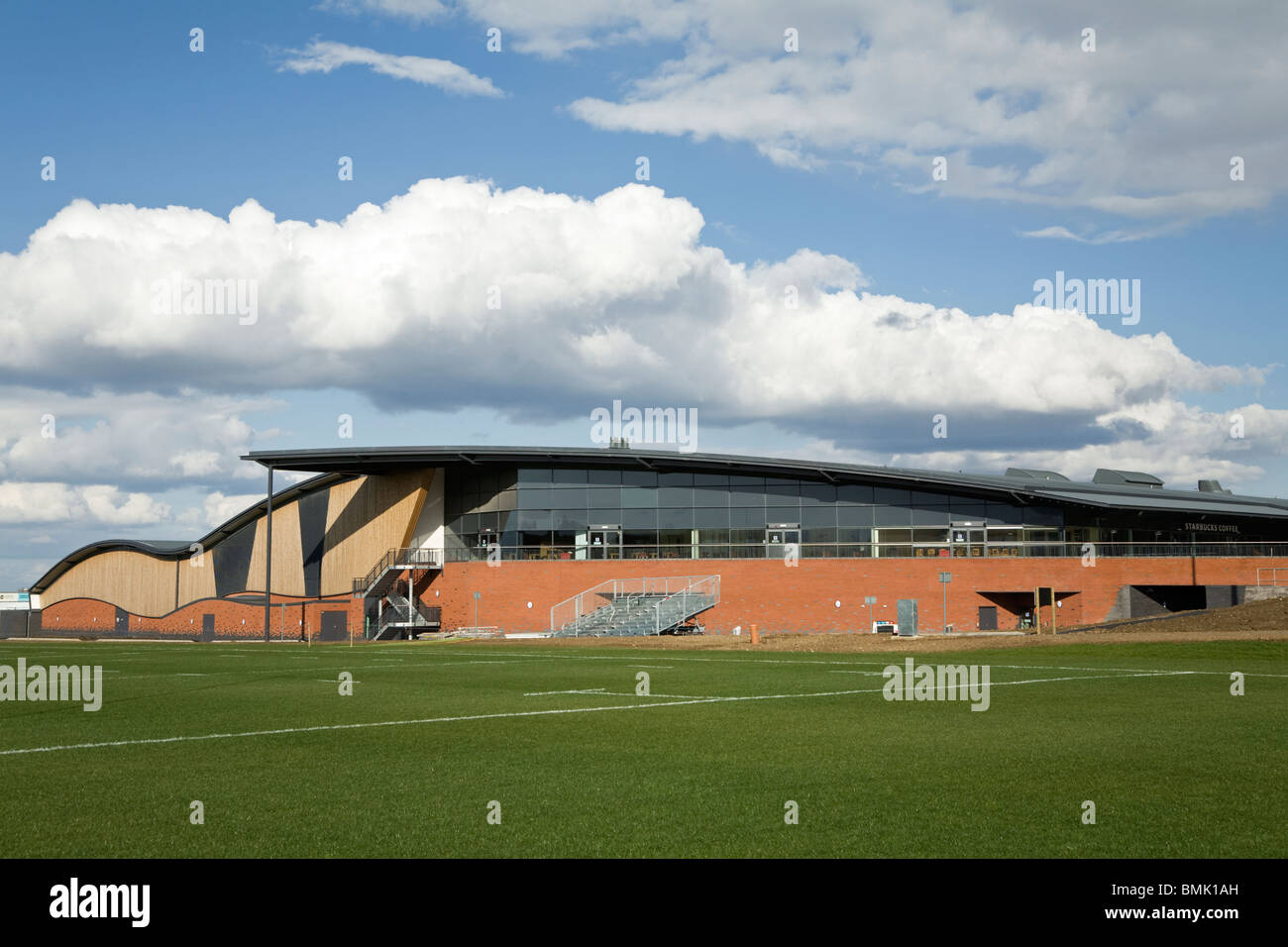 University of surrey guildford hi-res stock photography and images - Alamy