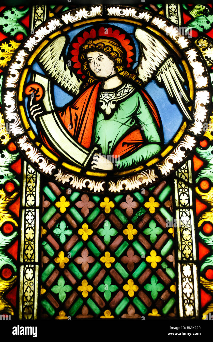 Angel painting medieval hi-res stock photography and images - Alamy
