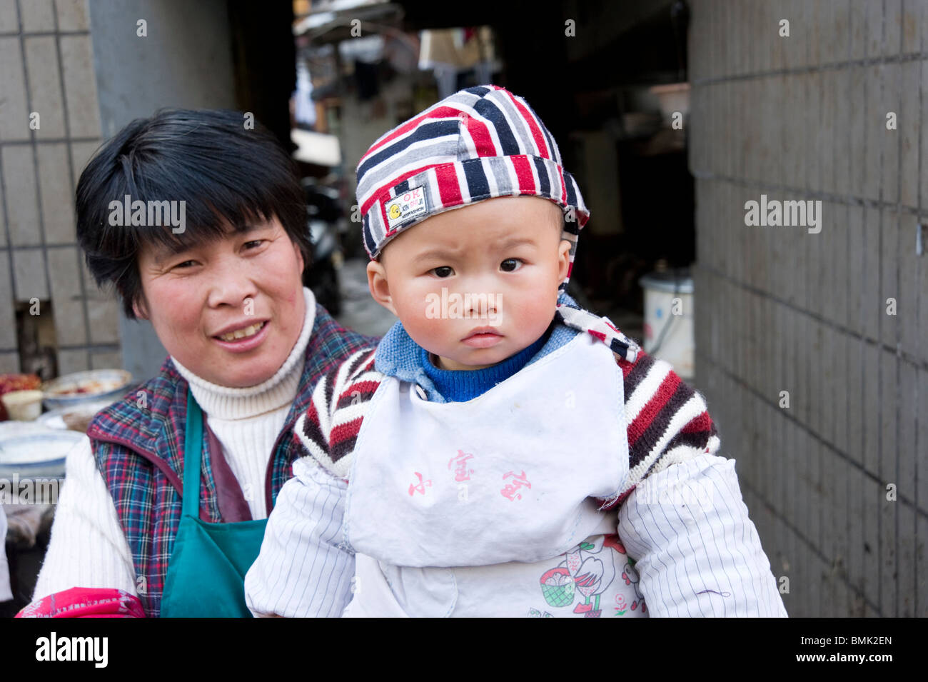 Baby in shanghai hi-res stock photography and images - Alamy