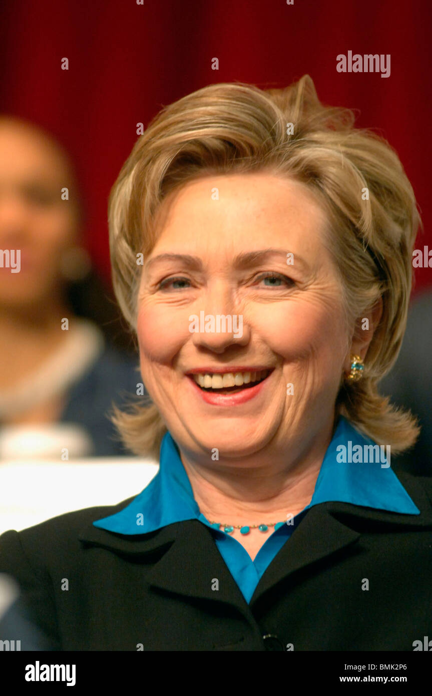 Hillary street hi-res stock photography and images - Alamy