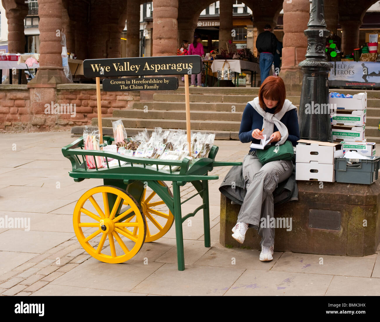 Ross-On-Wye Wye Valley Asparagus Seller Chinn Family Stock Photo - Alamy