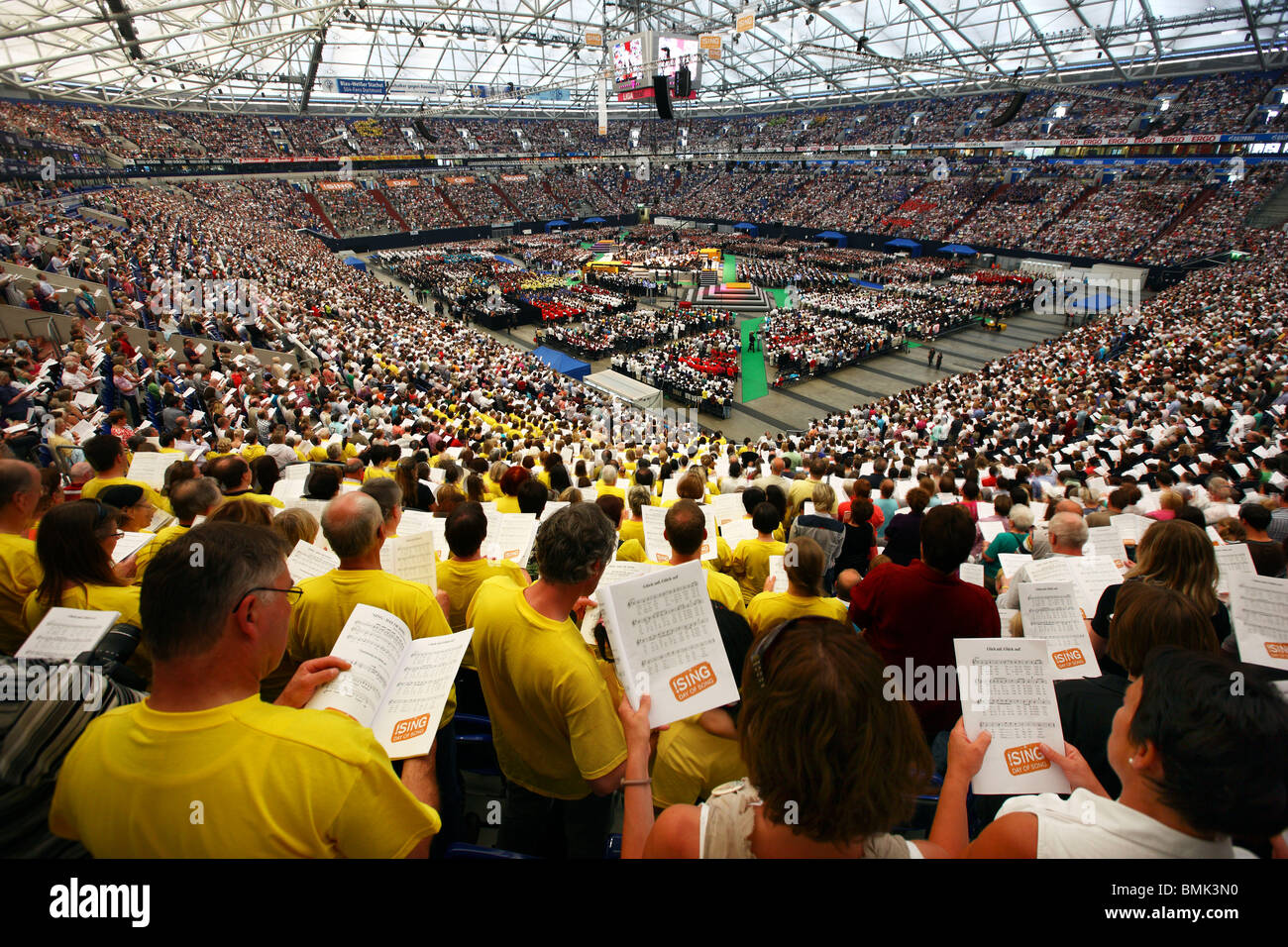 Sing-Day of Song, final concert with more than 65000 people in the ...