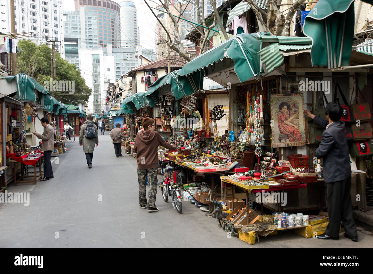 Shanghai dongtai hi-res stock photography and images - Alamy