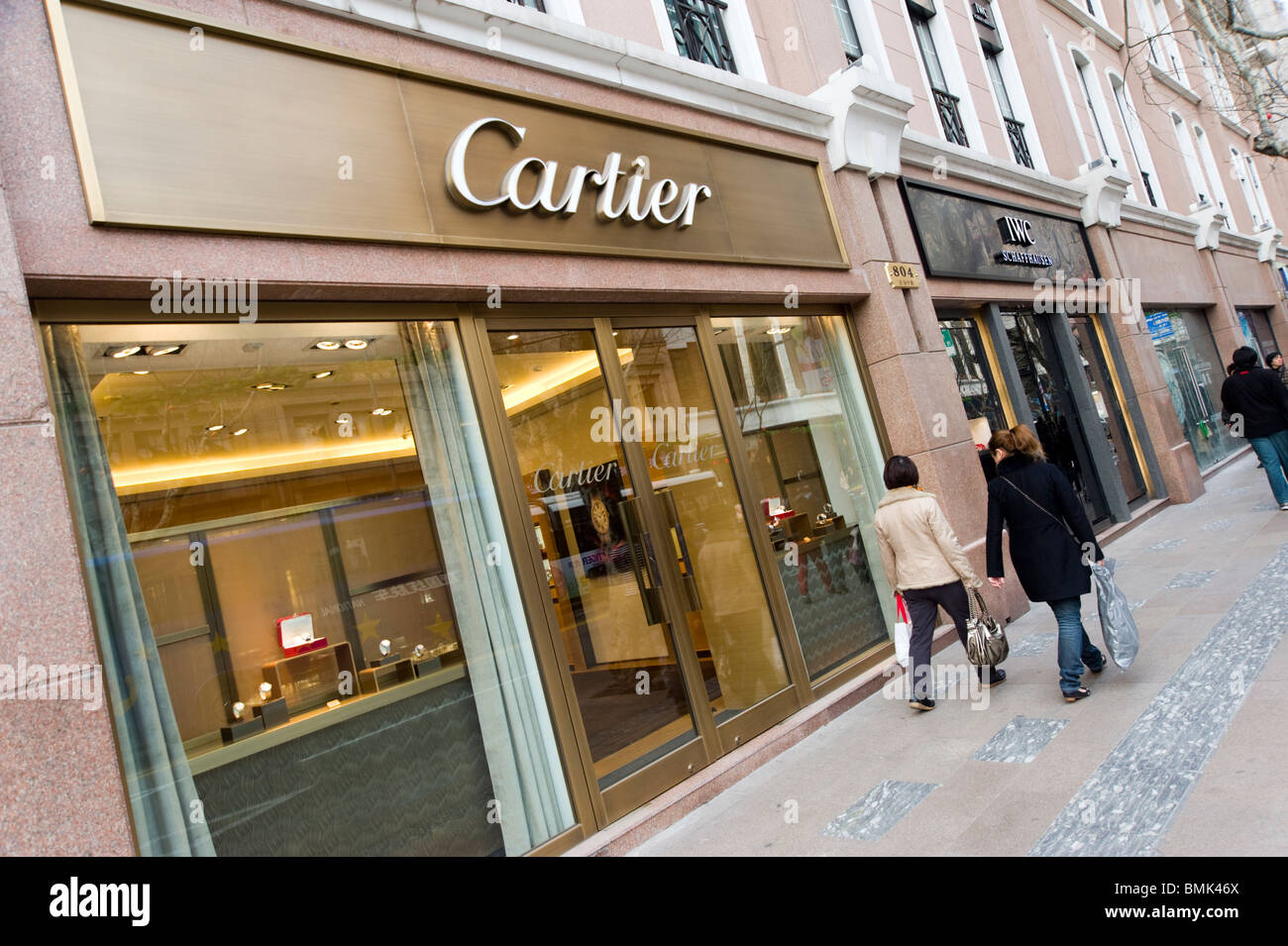 Cartier store on Huaihai Road, Shanghai, China Stock Photo - Alamy