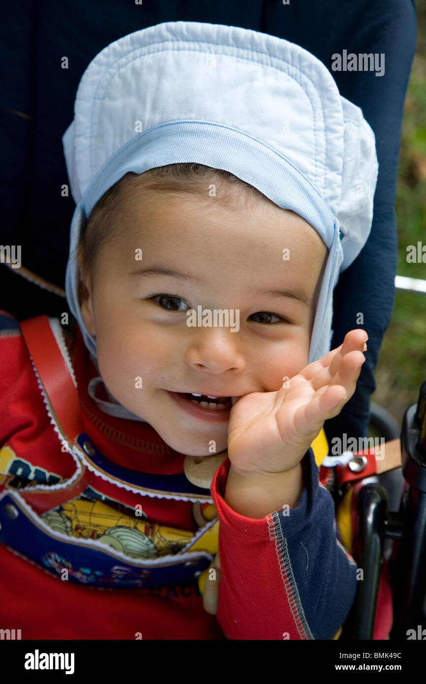 Child sitting in the buggy hi-res stock photography and images - Alamy