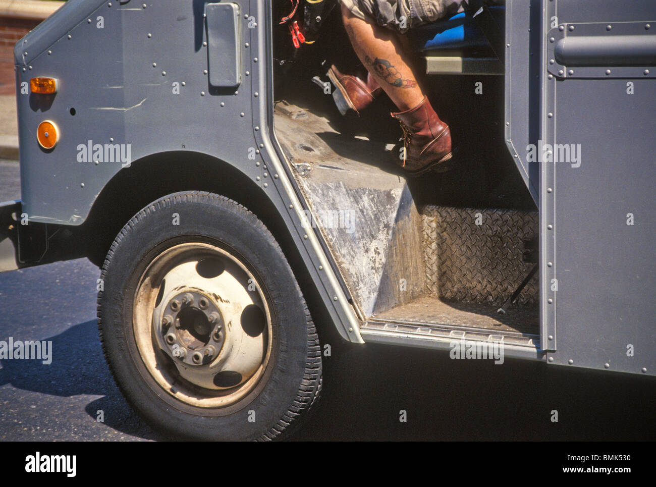Delivery objective hi-res stock photography and images - Alamy