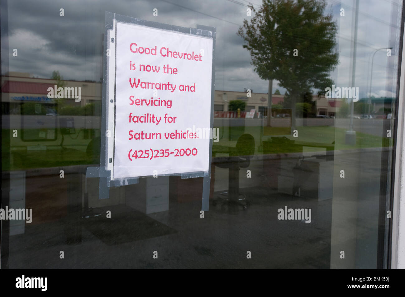 Closed car dealer hi-res stock photography and images - Alamy