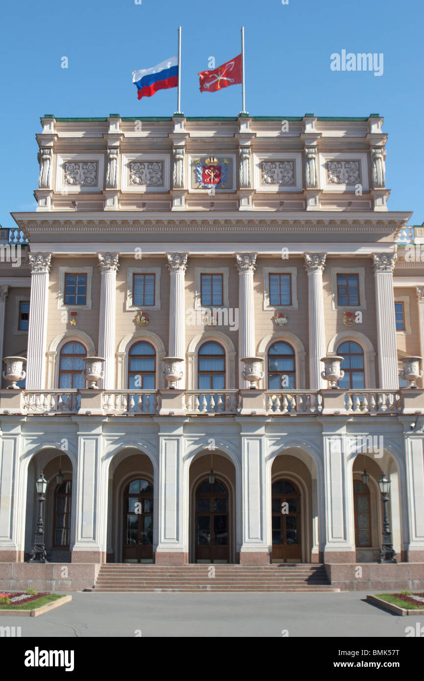 Mariinsky palace hi-res stock photography and images - Alamy