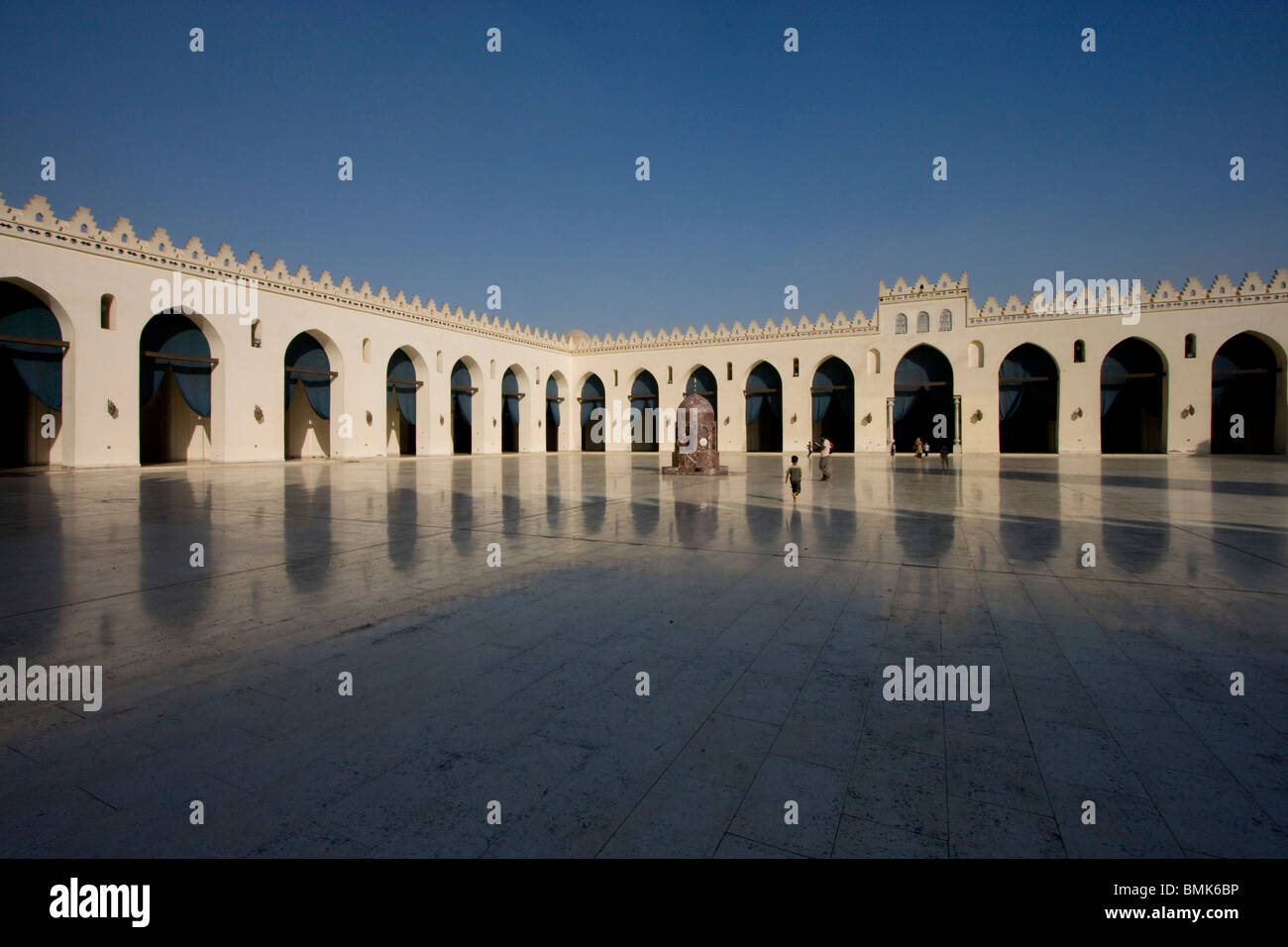 Al hakim hi-res stock photography and images - Alamy