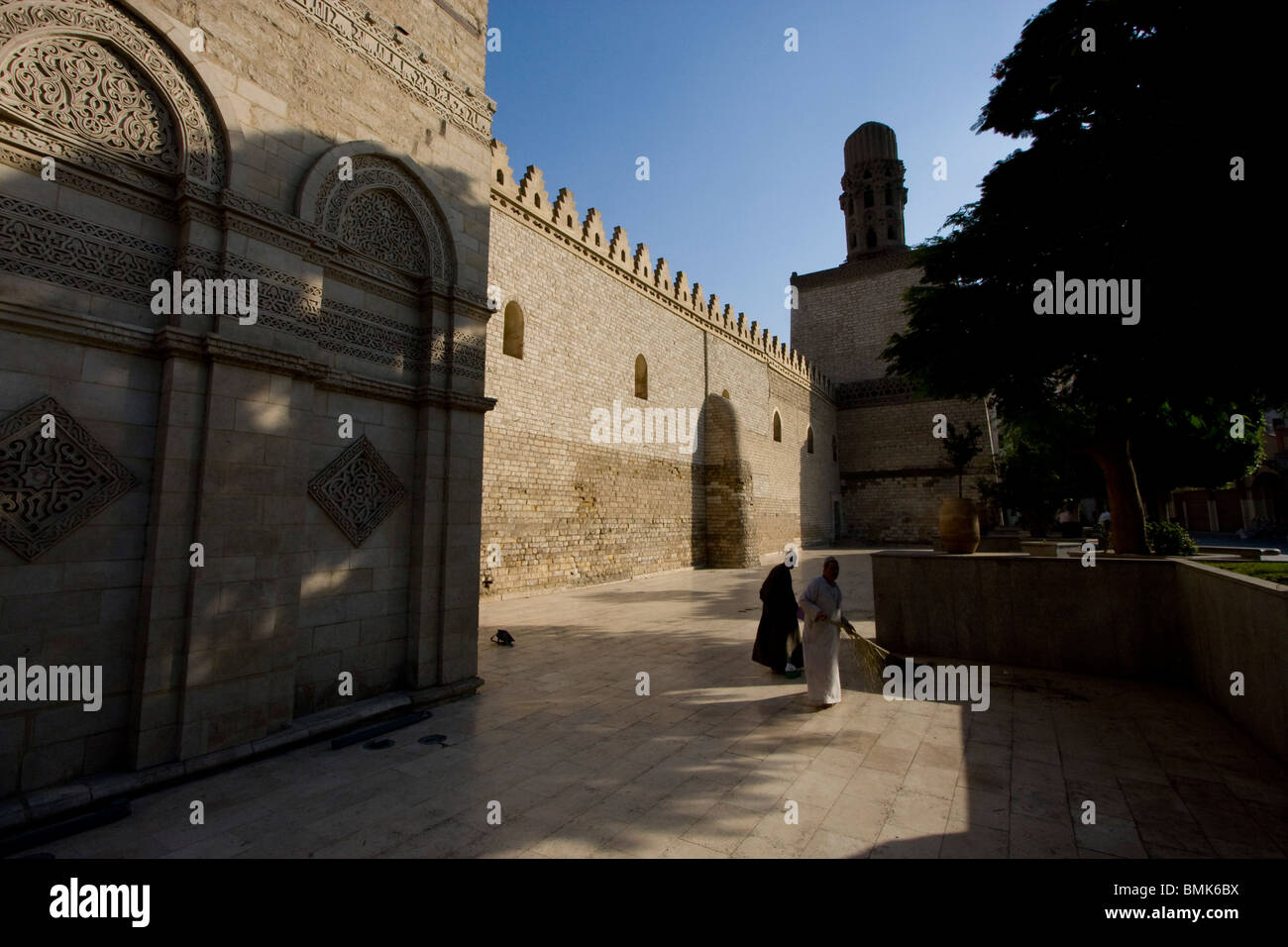 Al-Hakim Mosque, Cairo, Al Qahirah, Egypt Stock Photo - Alamy