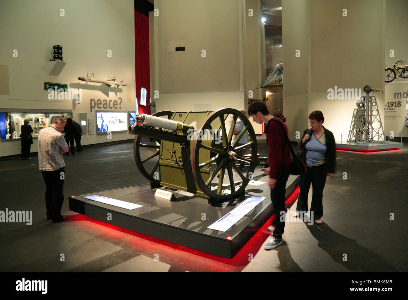 World war one exhibits hi-res stock photography and images - Alamy