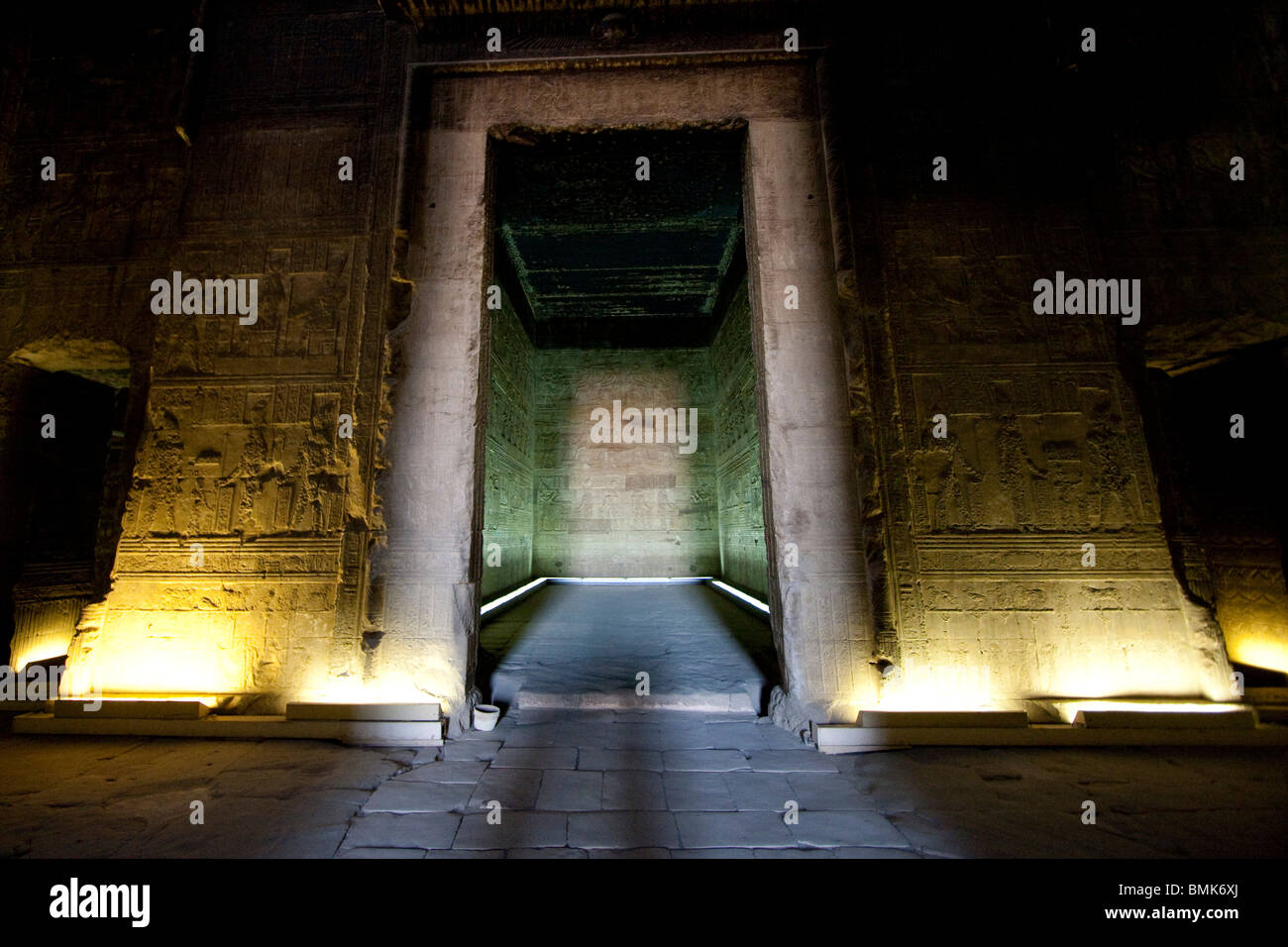 First antechamber hi-res stock photography and images - Alamy