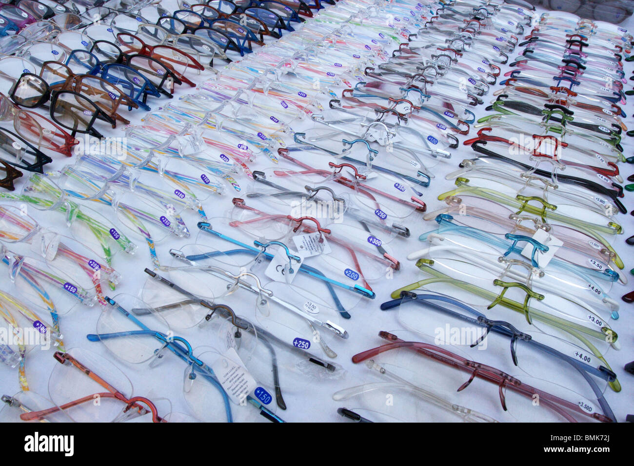 Open air shop hi-res stock photography and images - Alamy