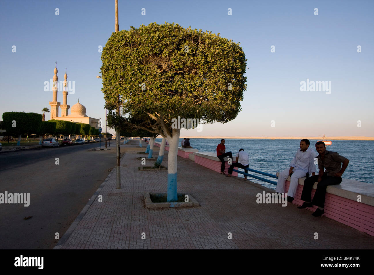 Mosque suez egypt hi-res stock photography and images - Alamy