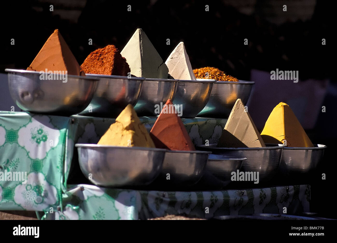 Spices for sale at the Aswan Souq, Aswan, Egypt Stock Photo - Alamy