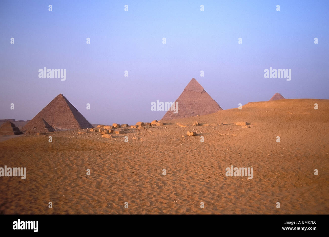 Queen's Pyramids, Pyramid of Menkaure , Pyramid of Khafre and Great ...